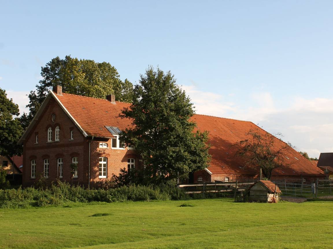 106 M² Ferienwohnung ∙ 2 Schlafzimmer ∙ 4 Gäste - Apen