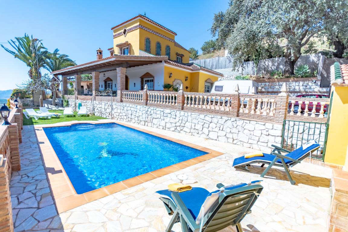 160 M² Villa ∙ 3 Schlafzimmer ∙ 6 Gäste - Mijas