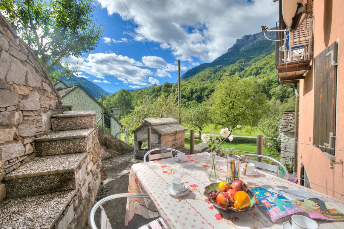 70 M² Chalet ∙ 1 Schlafzimmer ∙ 4 Gäste - Verzasca
