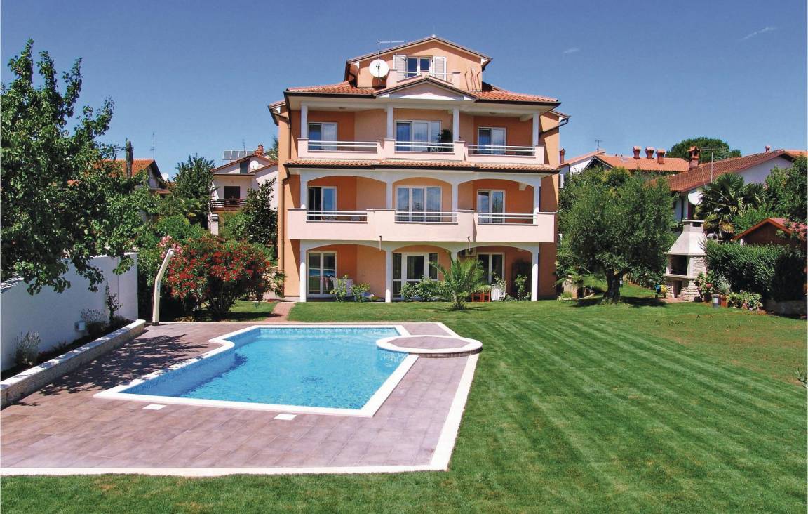 86 M² Appartement ∙ 2 Chambres ∙ 5 Personnes - Novigrad