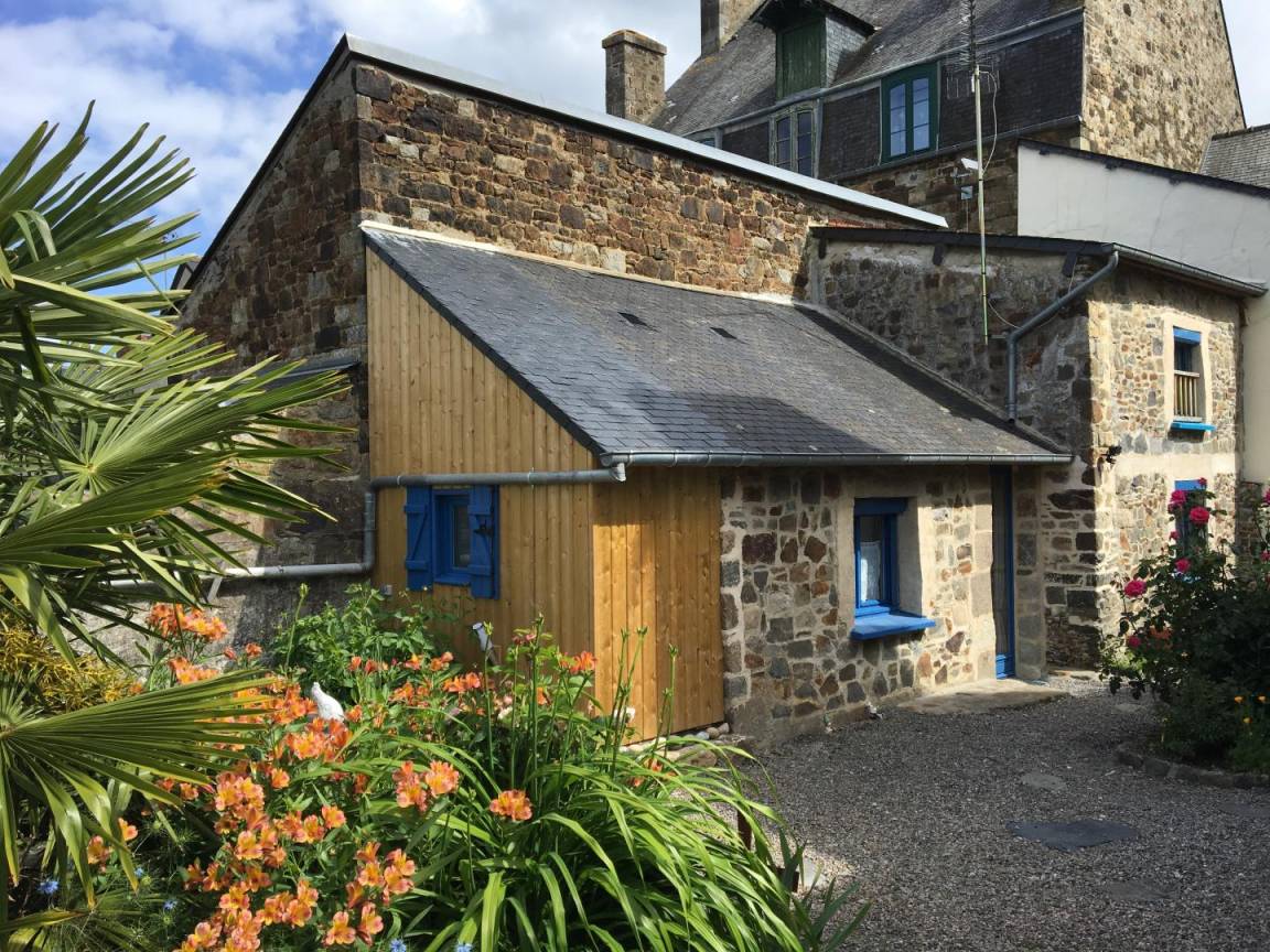 30 M² Gîte ∙ 1 Chambre ∙ 2 Personnes - Combourg