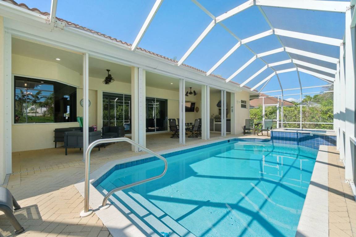 214 M² House ∙ 4 Bedrooms ∙ 8 Guests - Marco Island, FL