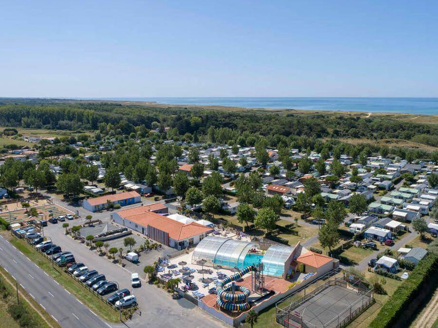 35 M² Asuntovaunu ∙ 2 Makuuhuonetta ∙ 6 Vierasta - Olonne-sur-Mer