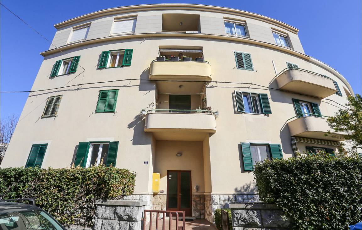 74 M² Ferienwohnung ∙ 3 Schlafzimmer ∙ 6 Gäste - Split