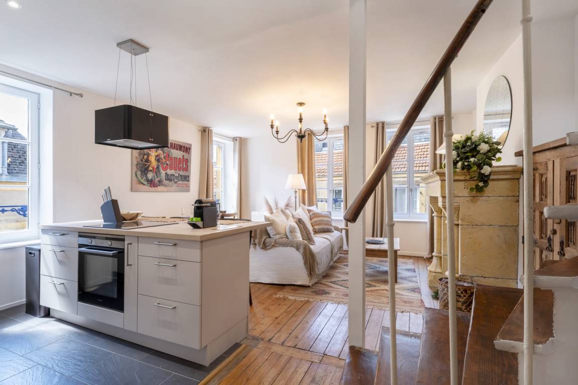 63 M² Apartment ∙ 1 Bedroom ∙ 5 Guests - Metz