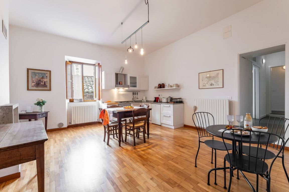 80 M² Appartamento Vacanza ∙ 3 Camere Da Letto ∙ 6 Ospiti - Sarnano