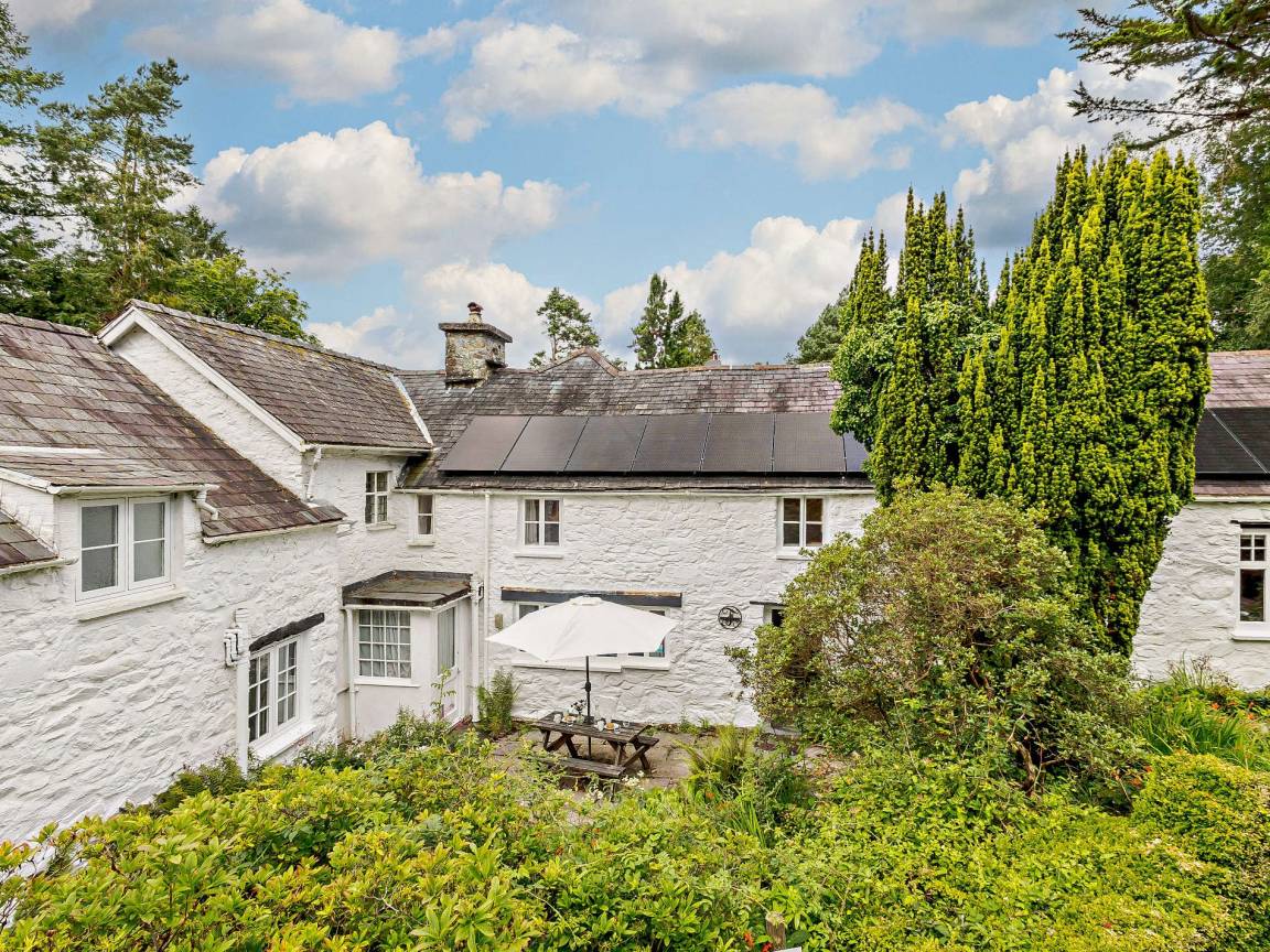 Cottage ∙ 2 Bedrooms ∙ 4 Guests - Machynlleth