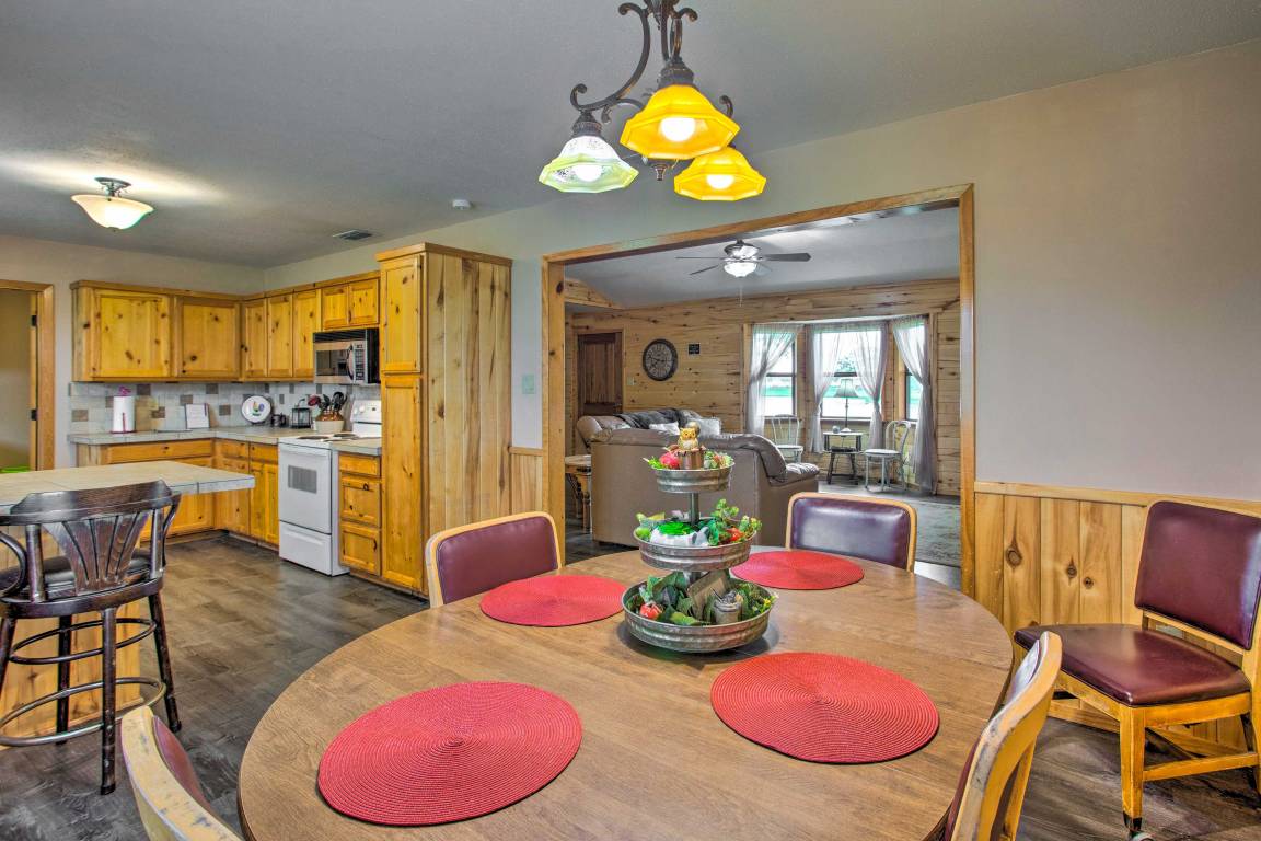 167 M² House ∙ 3 Bedrooms ∙ 8 Guests - Point, TX