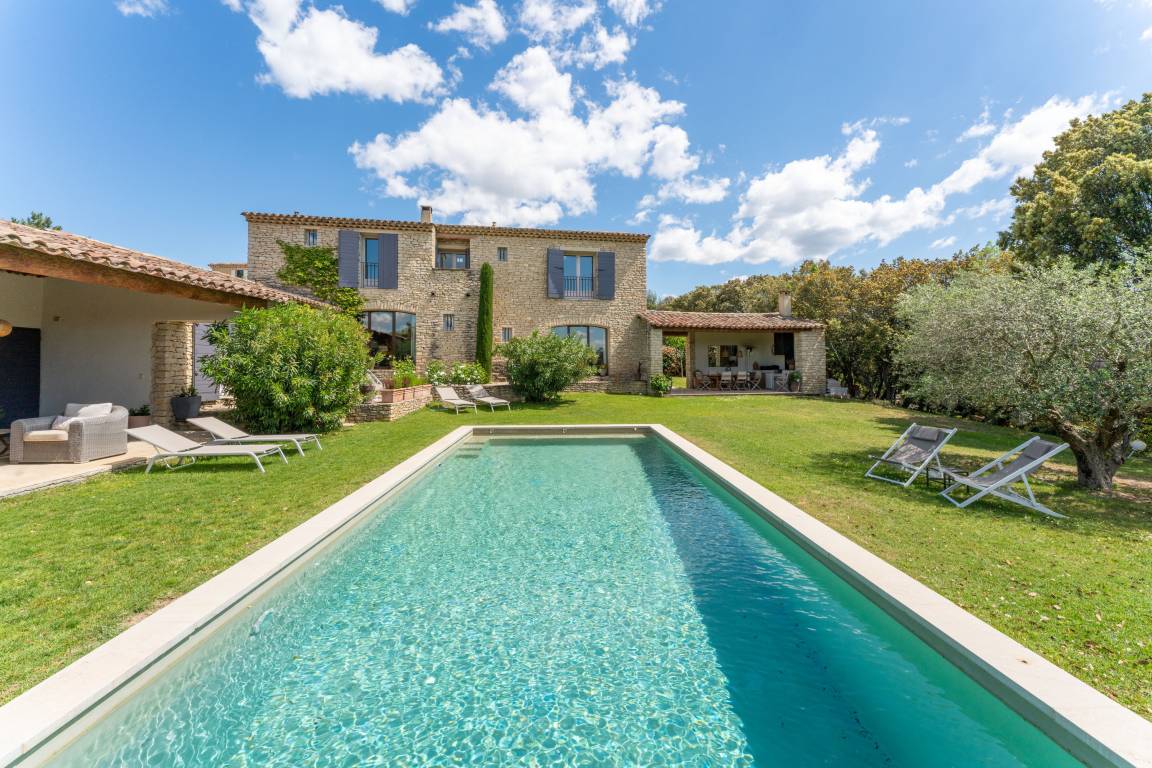 235 M² Villa ∙ 5 Chambres ∙ 8 Personnes - Gordes