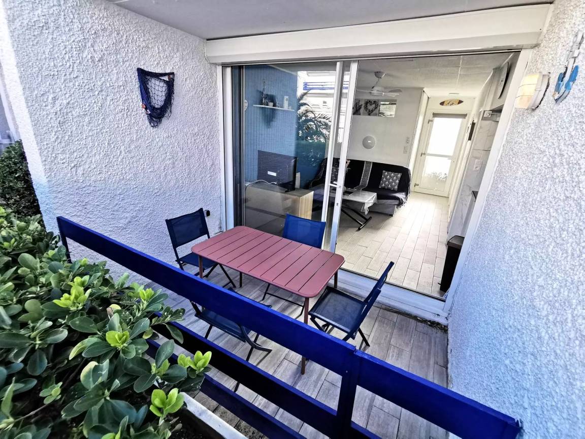 23 M² Ferienwohnung ∙ 1 Schlafzimmer ∙ 4 Gäste - La Franqui