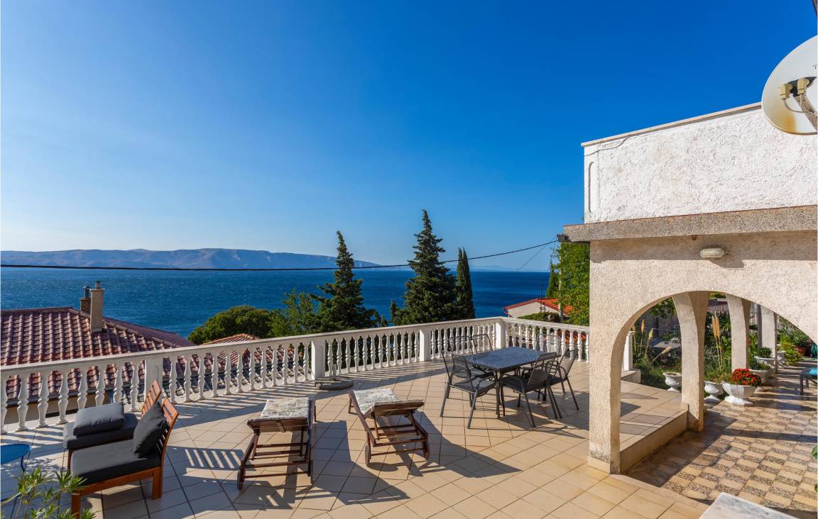 135 M² Maison De Vacances ∙ 3 Chambres ∙ 6 Personnes - Senj