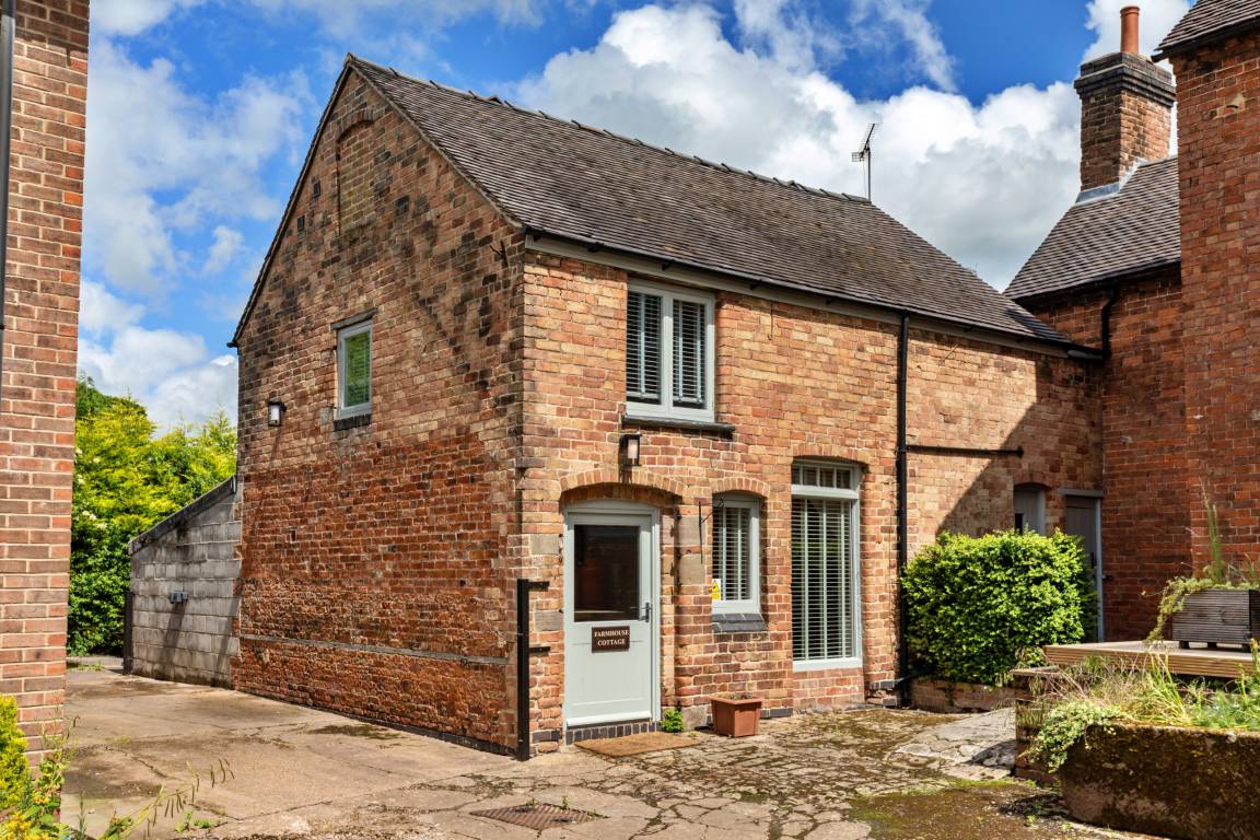 80 M² Cottage ∙ 2 Chambres ∙ 4 Personnes - Derby