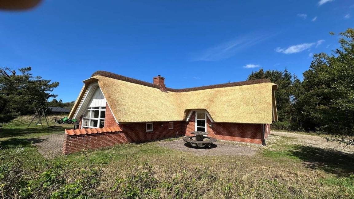 173 M² Ferienhaus ∙ 4 Schlafzimmer ∙ 8 Gäste - Blåvand