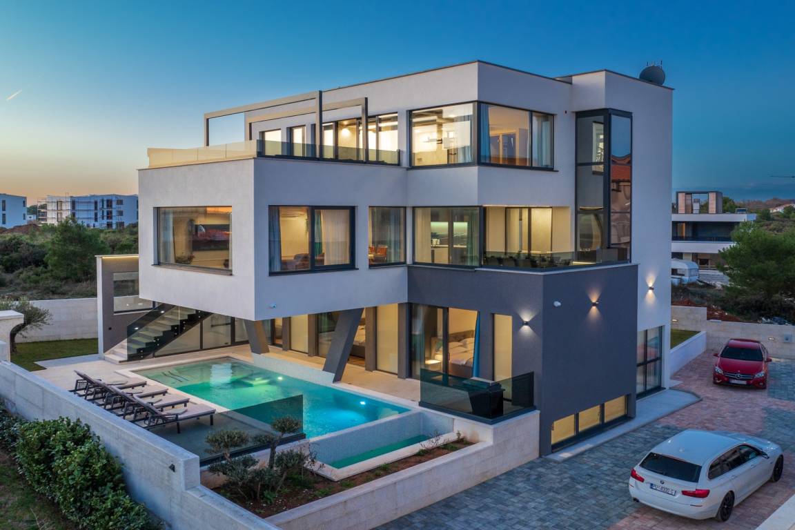 400 M² Villa ∙ 4 Schlafzimmer ∙ 8 Gäste - Ližnjan