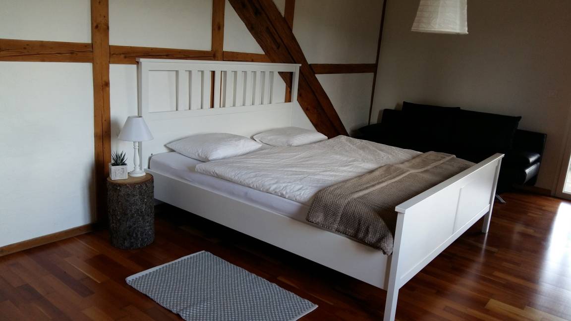 120 M² Ferienwohnung ∙ 2 Schlafzimmer ∙ 5 Gäste - Kanton Jura