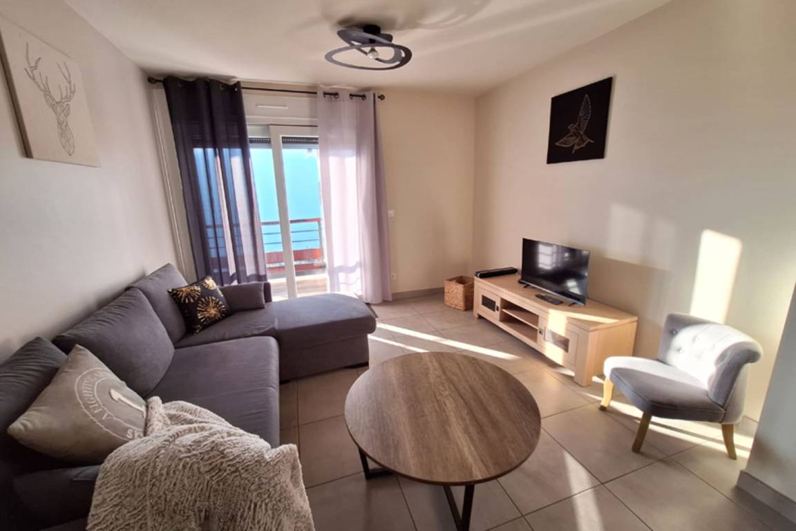 70 M² Appartement ∙ 2 Chambres ∙ 8 Personnes - Séez