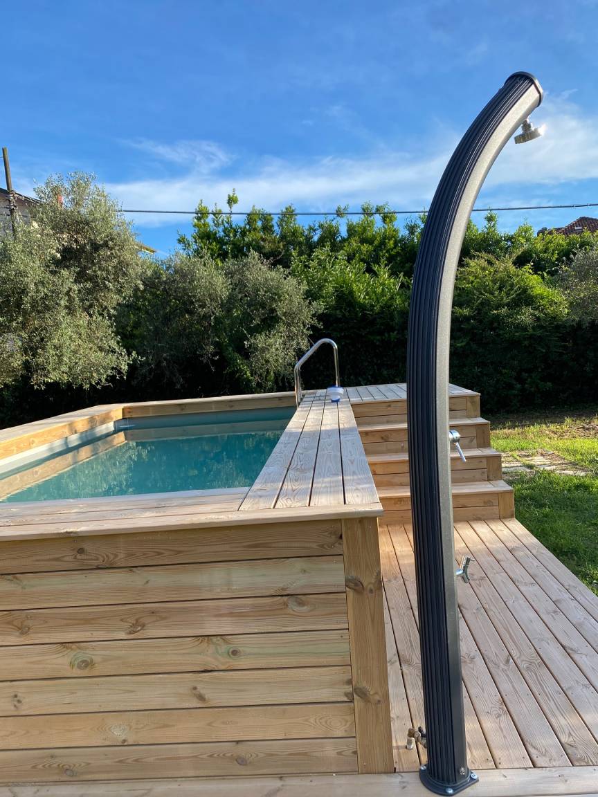 200 M² Ferienhaus ∙ 4 Schlafzimmer ∙ 9 Gäste - Carrara