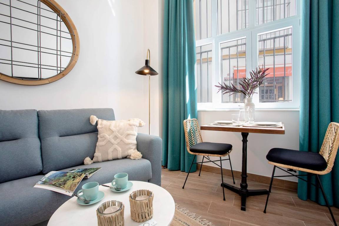 45 M² Apartamento ∙ 1 Habitación ∙ 3 Huéspedes - Sevilla