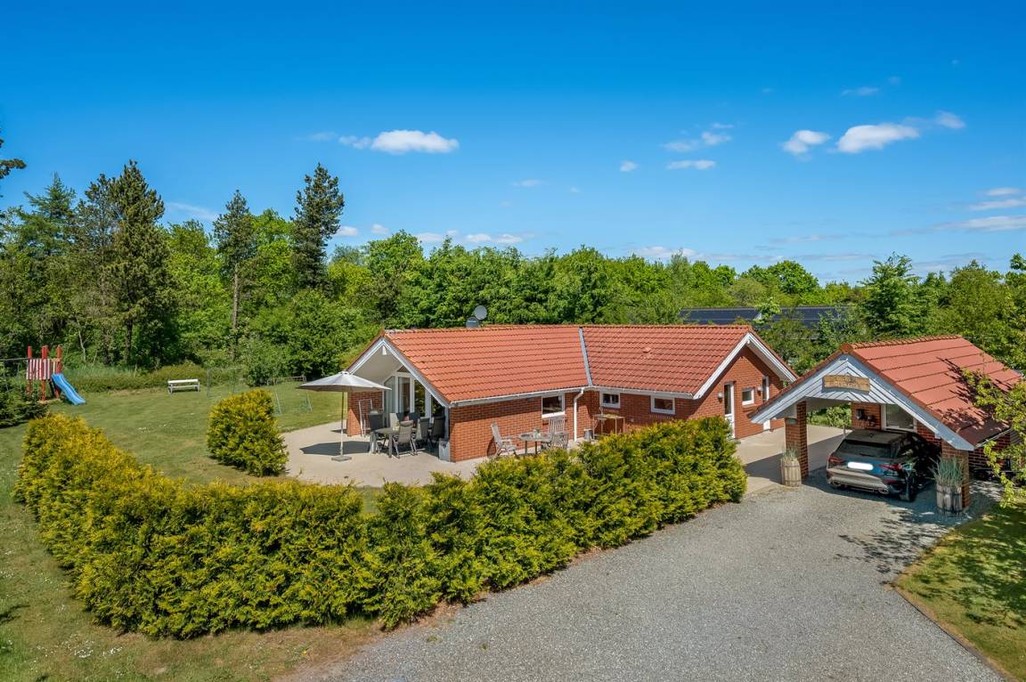 105 M² Ferienhaus ∙ 4 Schlafzimmer ∙ 7 Gäste - Henne Kirkeby