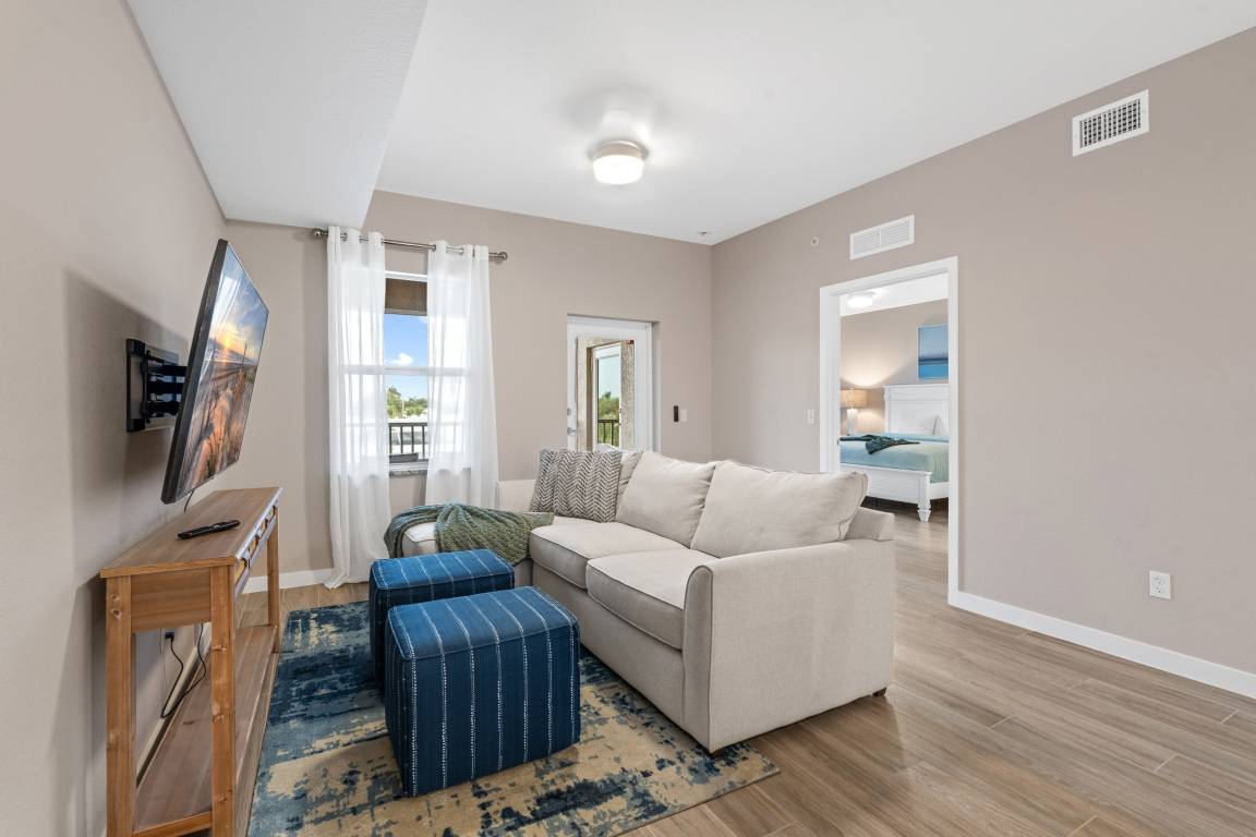 137 M² Condo ∙ 2 Bedrooms ∙ 4 Guests - Cape Coral, FL