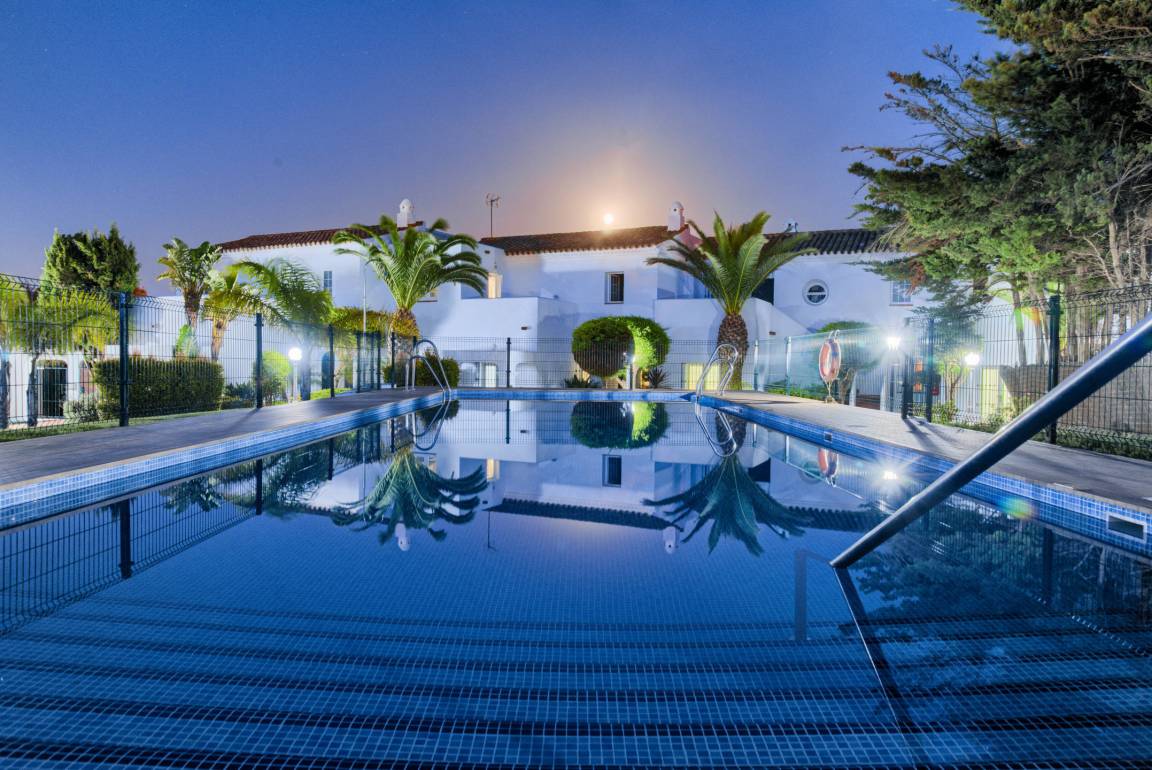 75 M² Villa ∙ 2 Habitaciones ∙ 4 Huéspedes - Conil de la Frontera