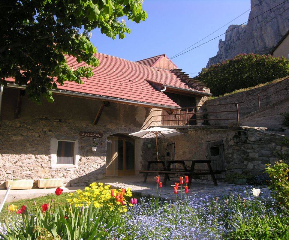 100 M² Gîte ∙ 3 Chambres ∙ 9 Personnes - Corps