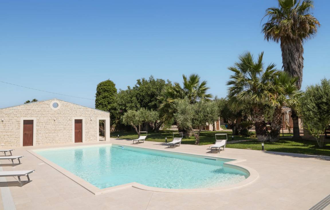 250 M² Ferienhaus ∙ 6 Schlafzimmer ∙ 15 Gäste - Sicily