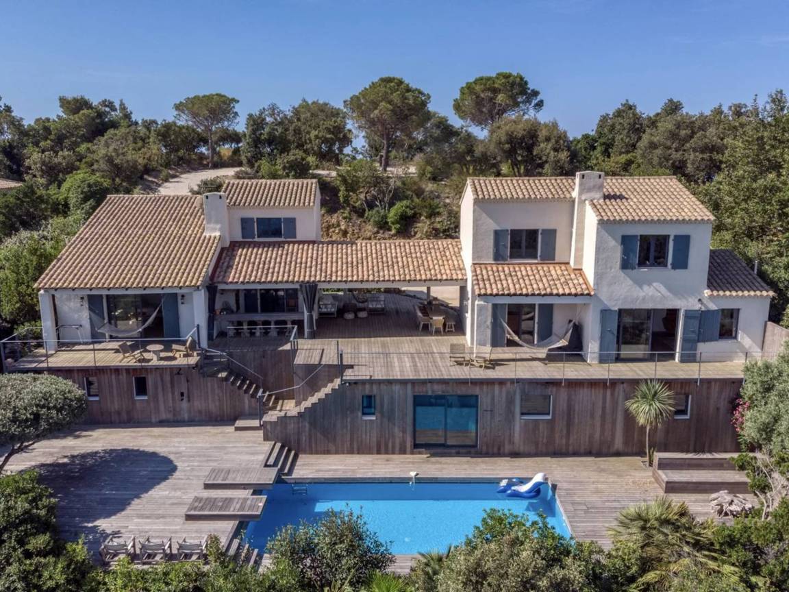 235 M² Villa ∙ 7 Chambres ∙ 14 Personnes - Île du Levant