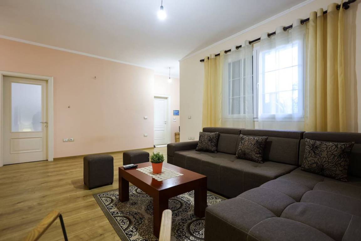 House ∙ 1 Bedroom ∙ 4 Guests - Durres