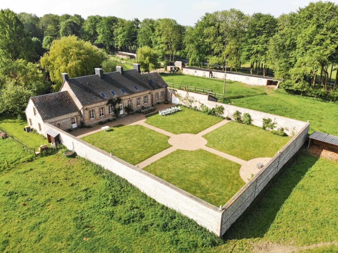 400 M² House ∙ 9 Bedrooms ∙ 15 Guests - Upper Normandy