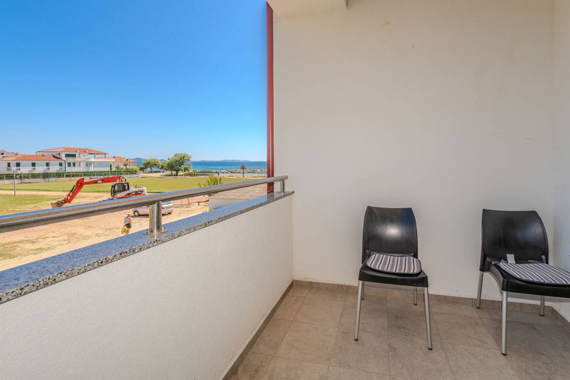 75 M² Apartment ∙ 2 Bedrooms ∙ 6 Guests - Privlaka