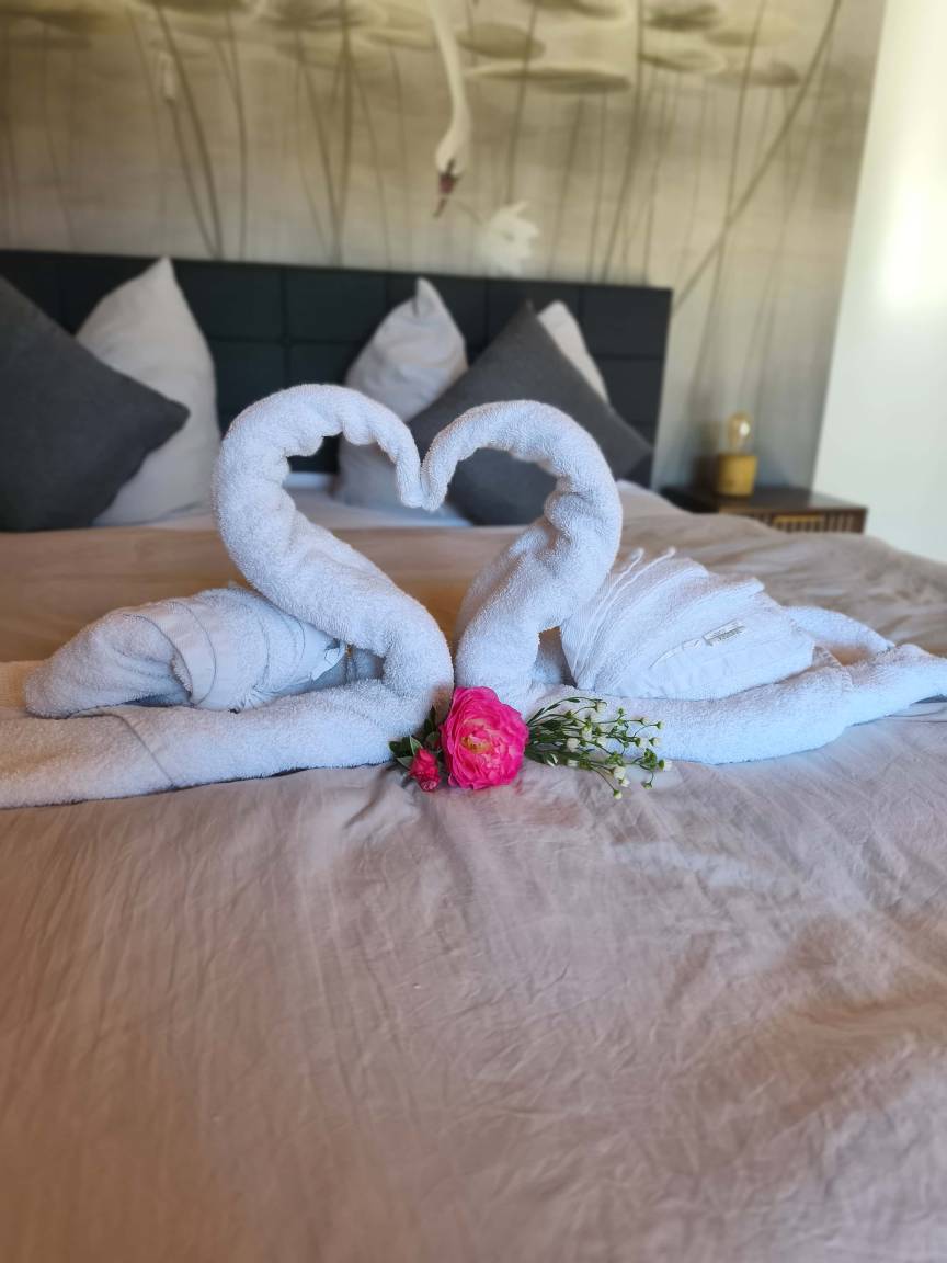 65 M² Ferienwohnung ∙ 2 Schlafzimmer ∙ 5 Gäste - Burghausen