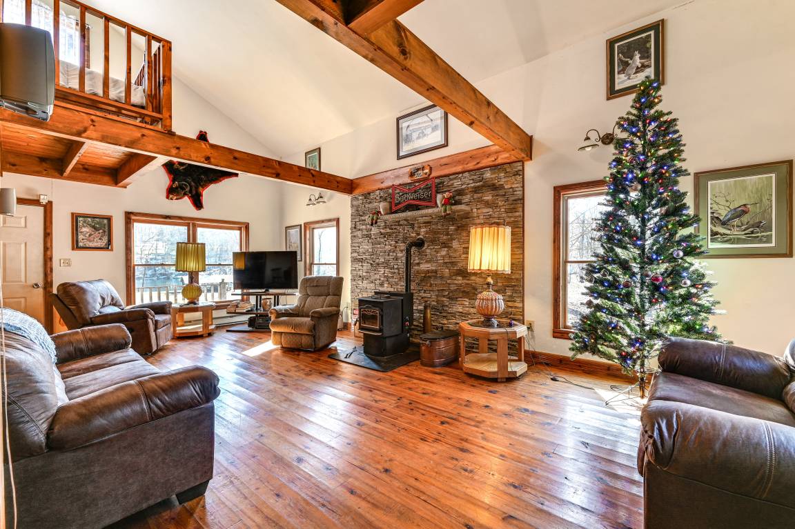 167 M² House ∙ 2 Bedrooms ∙ 10 Guests - Huntingdon County