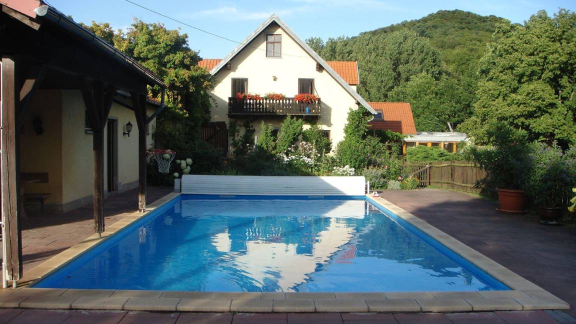 55 M² Ferienwohnung ∙ 2 Schlafzimmer ∙ 4 Gäste - Bad Königshofen im Grabfeld