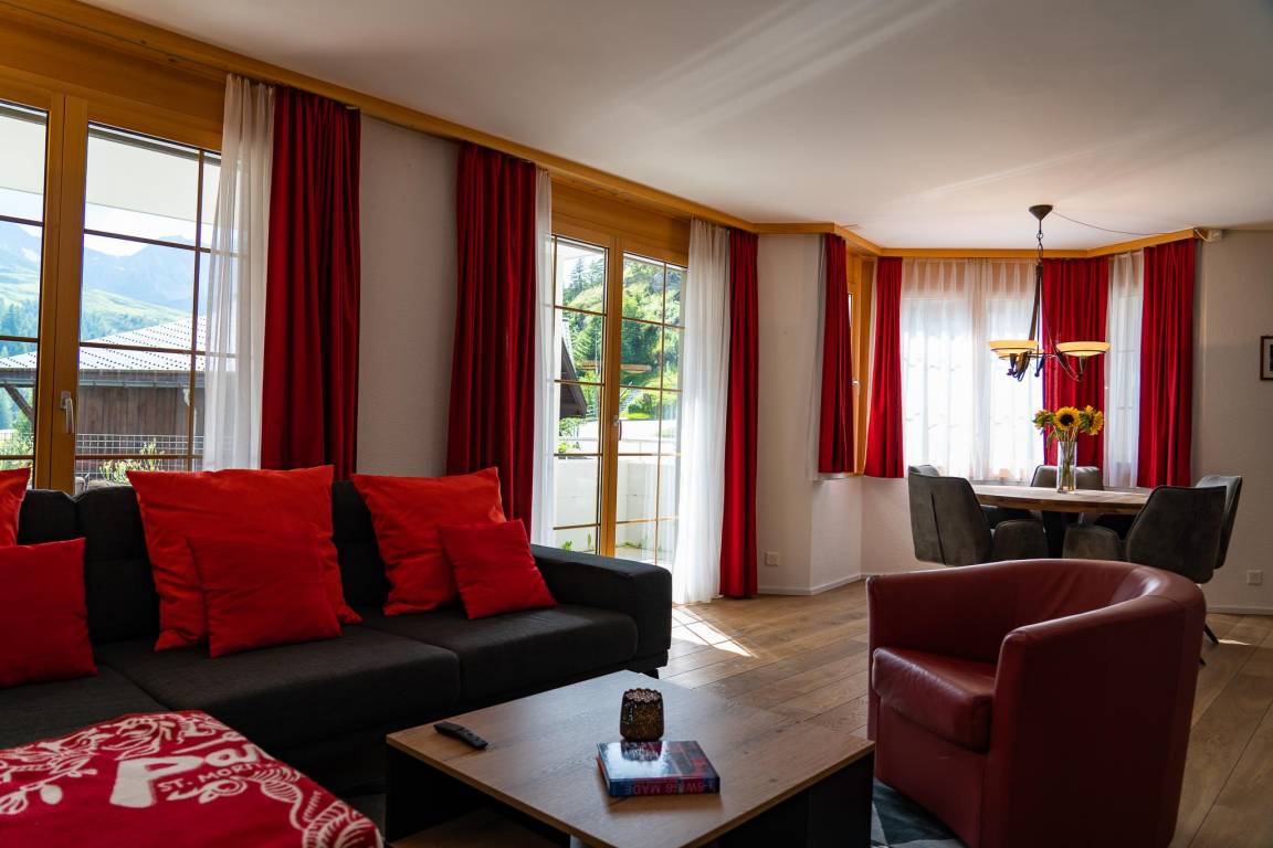 95 M² Ferienwohnung ∙ 2 Schlafzimmer ∙ 6 Gäste - Arosa
