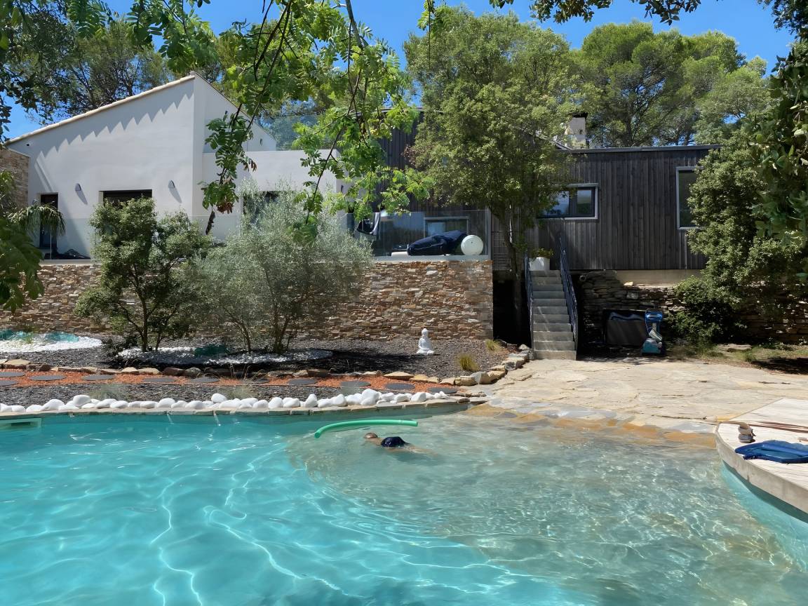 250 M² Villa ∙ 3 Chambres ∙ 8 Personnes - Claret