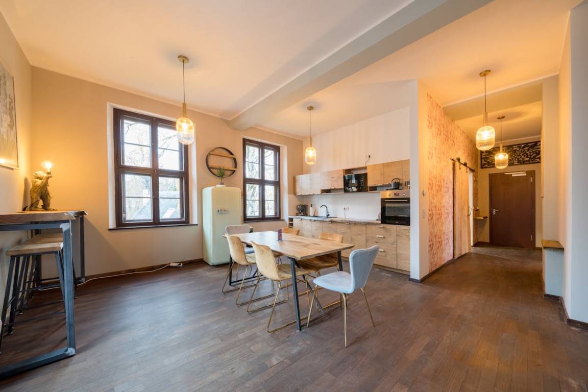 120 M² Apartment ∙ 2 Bedrooms ∙ 4 Guests - Potsdam