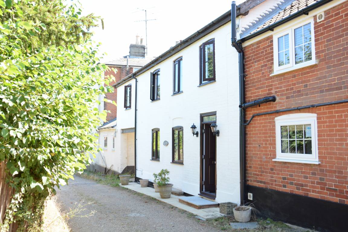 Cottage ∙ 2 Bedrooms ∙ 4 Guests - Woodbridge