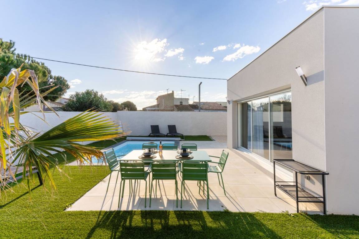 95 M² Appartement ∙ 3 Chambres ∙ 8 Personnes - Sérignan