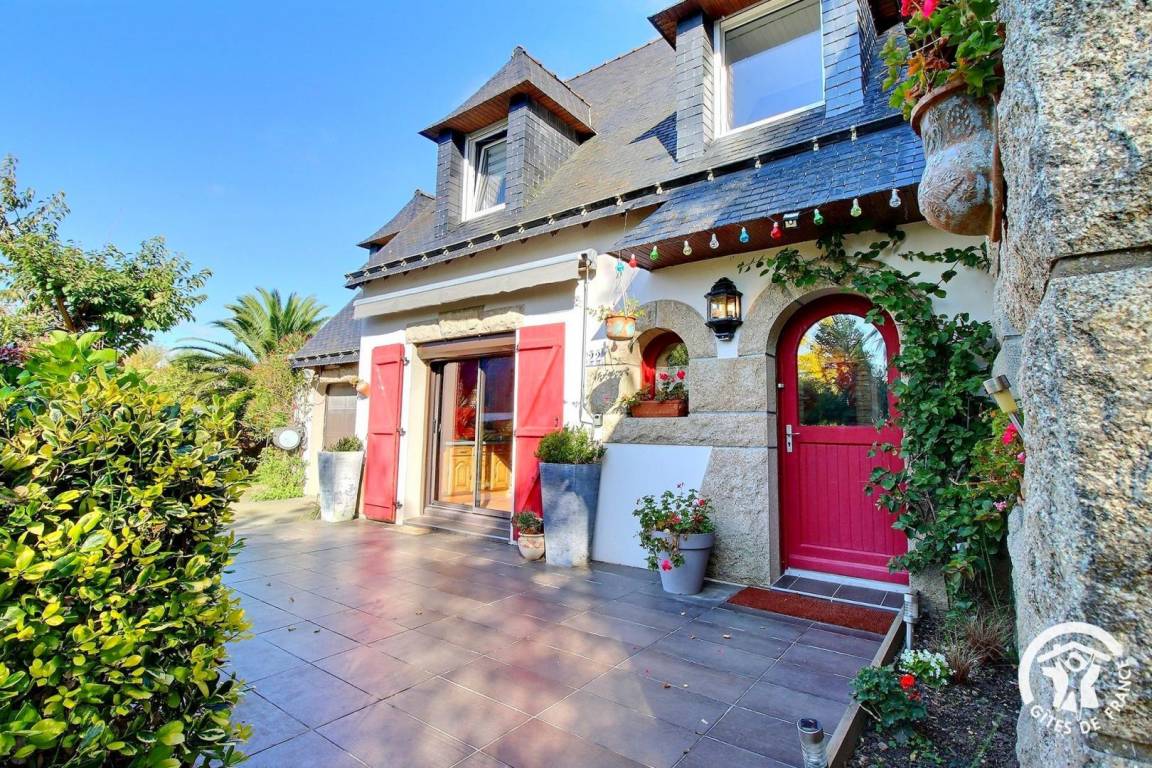 250 M² Gîte ∙ 4 Chambres ∙ 7 Personnes - Riantec