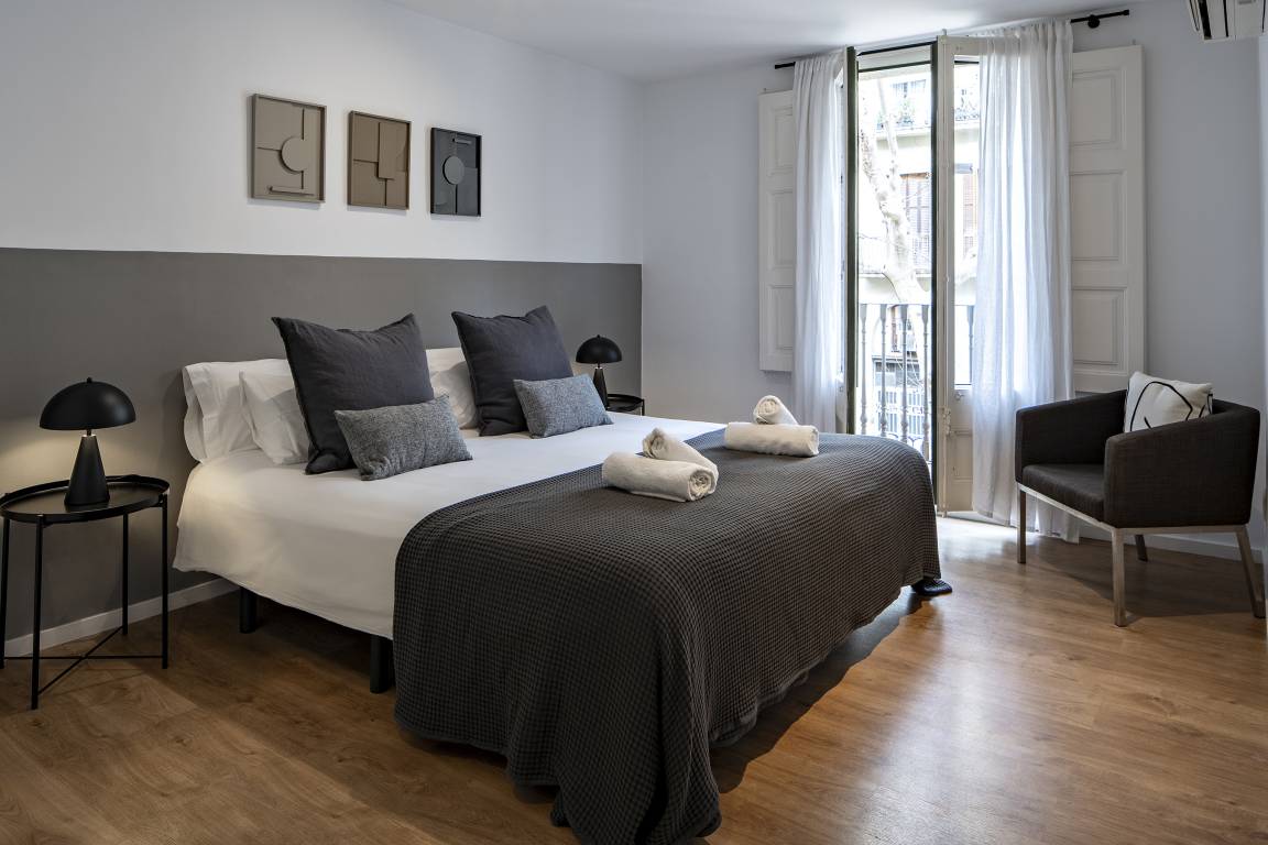 116 M² Apartamento ∙ 4 Habitaciones ∙ 6 Huéspedes - Fundació Joan Miró