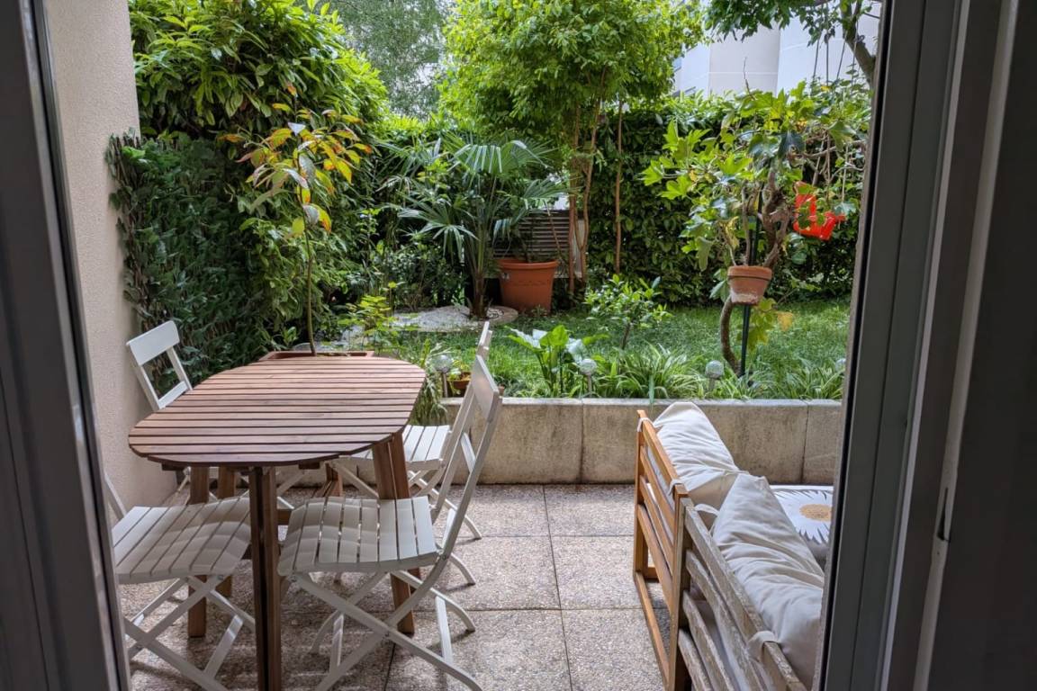 80 M² Huoneisto ∙ 2 Makuuhuonetta ∙ 4 Vierasta - Lyon