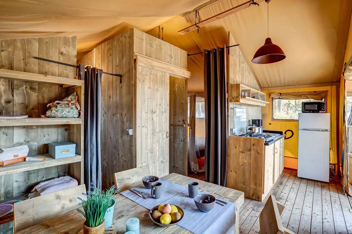 27 M² Mobil-home ∙ 2 Chambres ∙ 4 Personnes - Soulac-sur-Mer