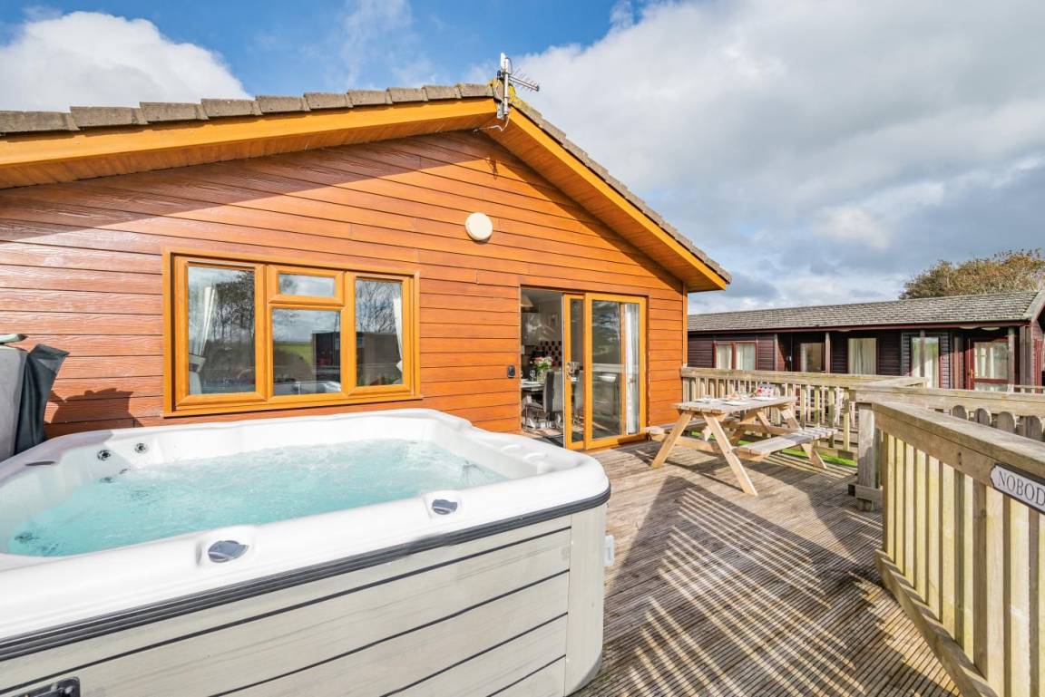Lodge ∙ 3 Bedrooms ∙ 6 Guests - Constantine Bay