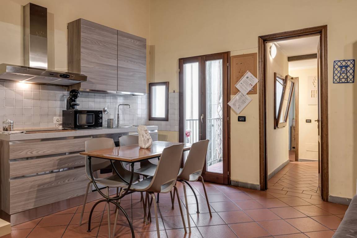 100 M² House ∙ 2 Bedrooms ∙ 4 Guests - Florence
