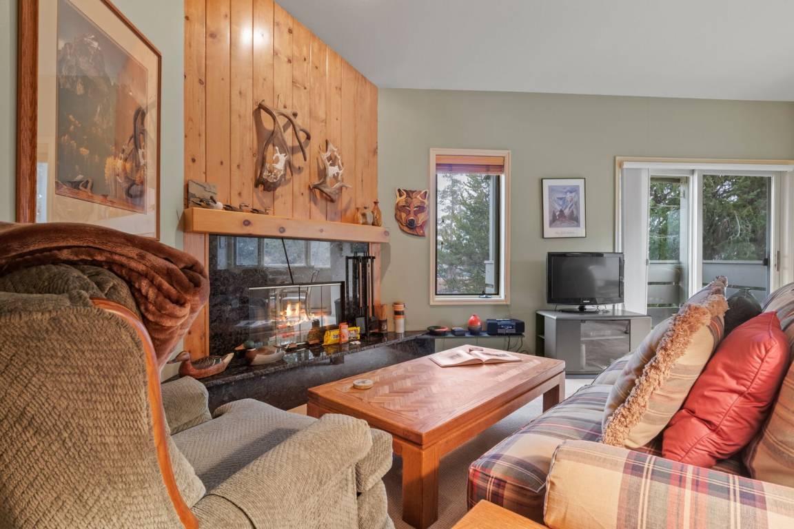 Apartment ∙ 2 Bedrooms ∙ 6 Guests - Teton Village, WY