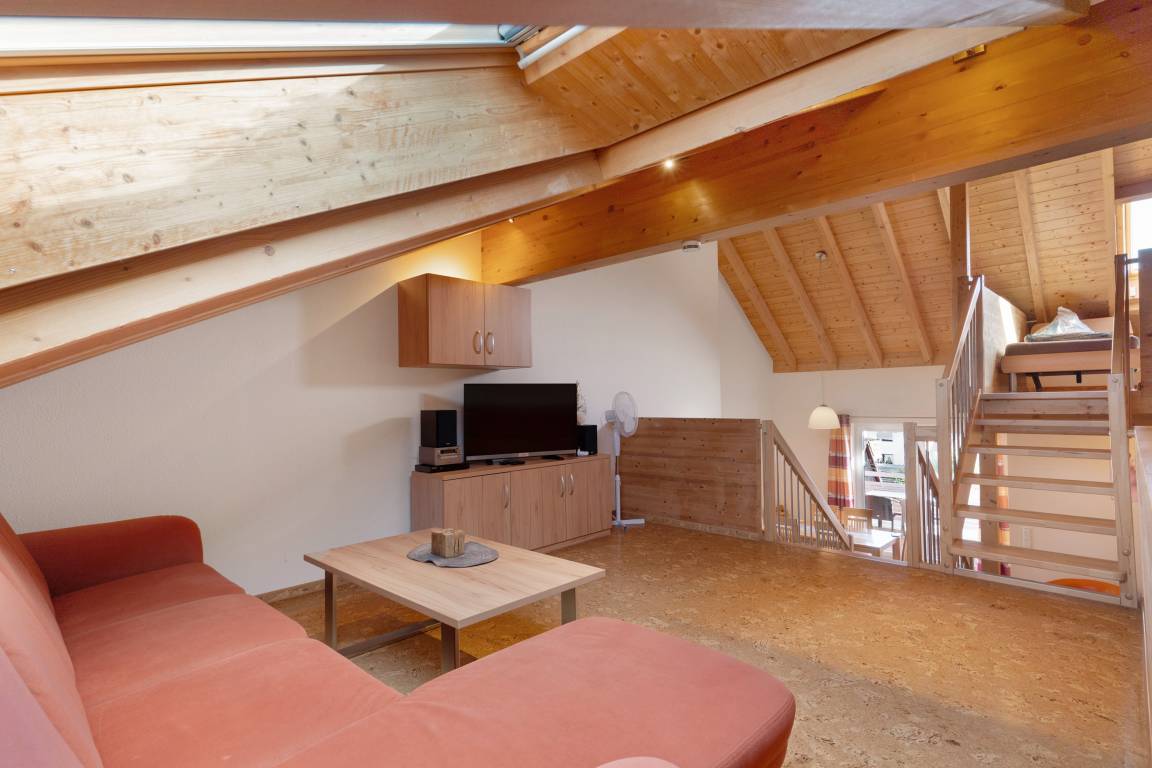 95 M² Ferienwohnung ∙ 1 Schlafzimmer ∙ 4 Gäste - Durbach