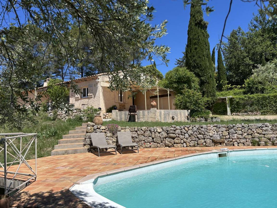 120 M² Gîte ∙ 3 Chambres ∙ 5 Personnes - Draguignan