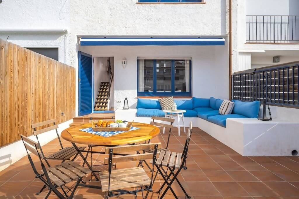 100 M² Maison De Vacances ∙ 3 Chambres ∙ 6 Personnes - Empuriabrava