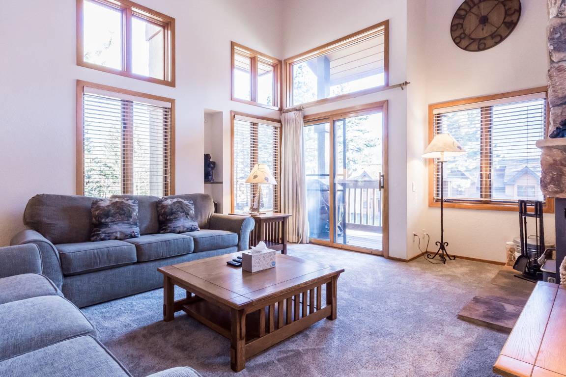 164 M² House ∙ 4 Bedrooms ∙ 10 Guests - Mammoth Lakes, CA